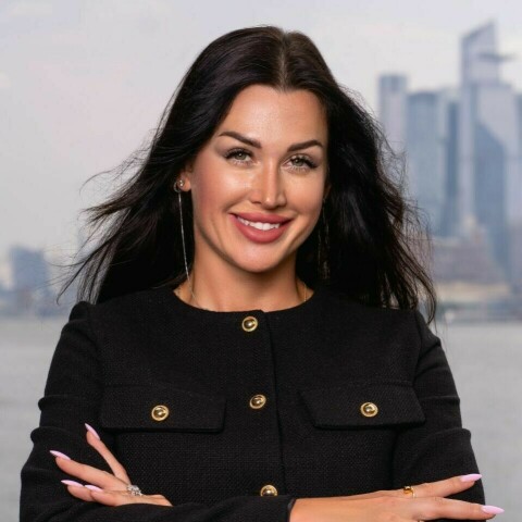 Julia Kljajic, Real Estate Agent in Edgewater, NJ | Christie's ...