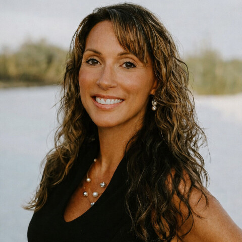 Laura Hart, Broker in Fort Myers, FL | Christie's International Real Estate