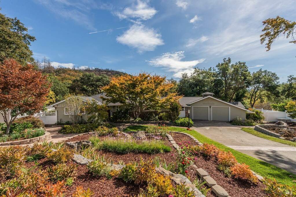 884 Wildwood Trail, Santa Rosa, CA 95409 | MLS# 323928087 | Christie's ...
