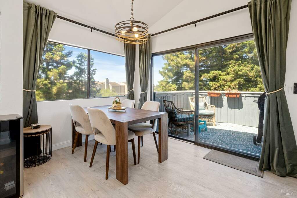 230 Apollo None #1, Hercules, CA 94547 | MLS# 324043907 | Christie's ...