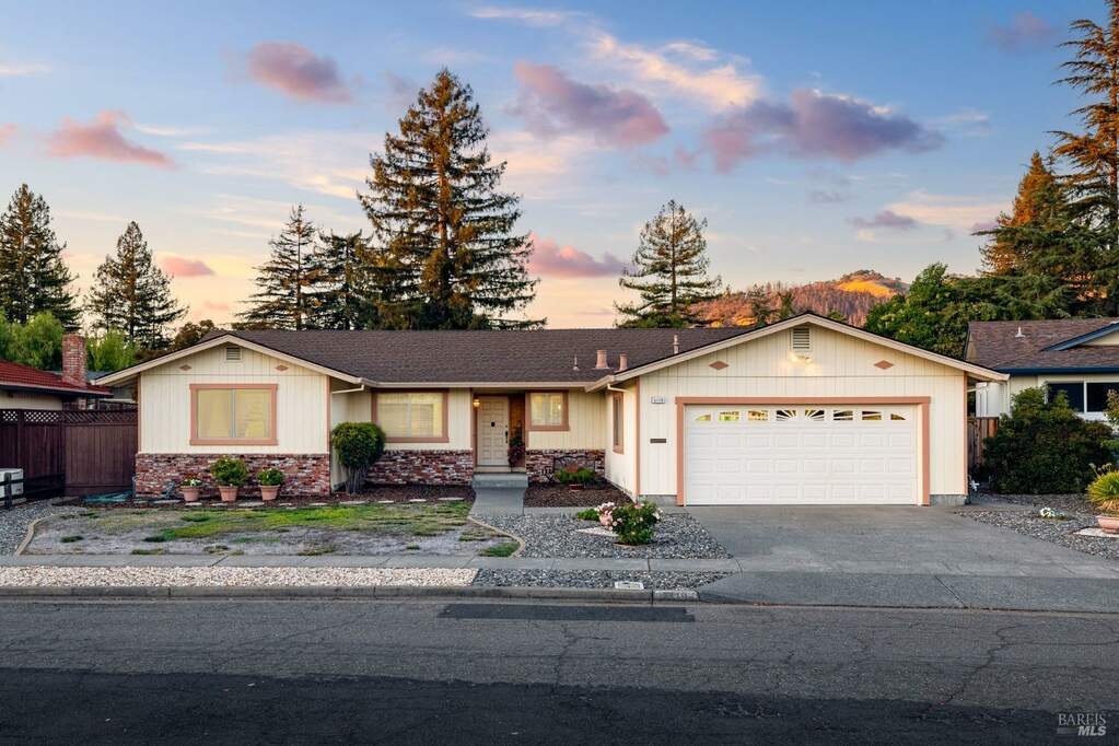 5119 Lisa Way, Santa Rosa, CA 95409 | MLS# 324081995 | Christie's ...