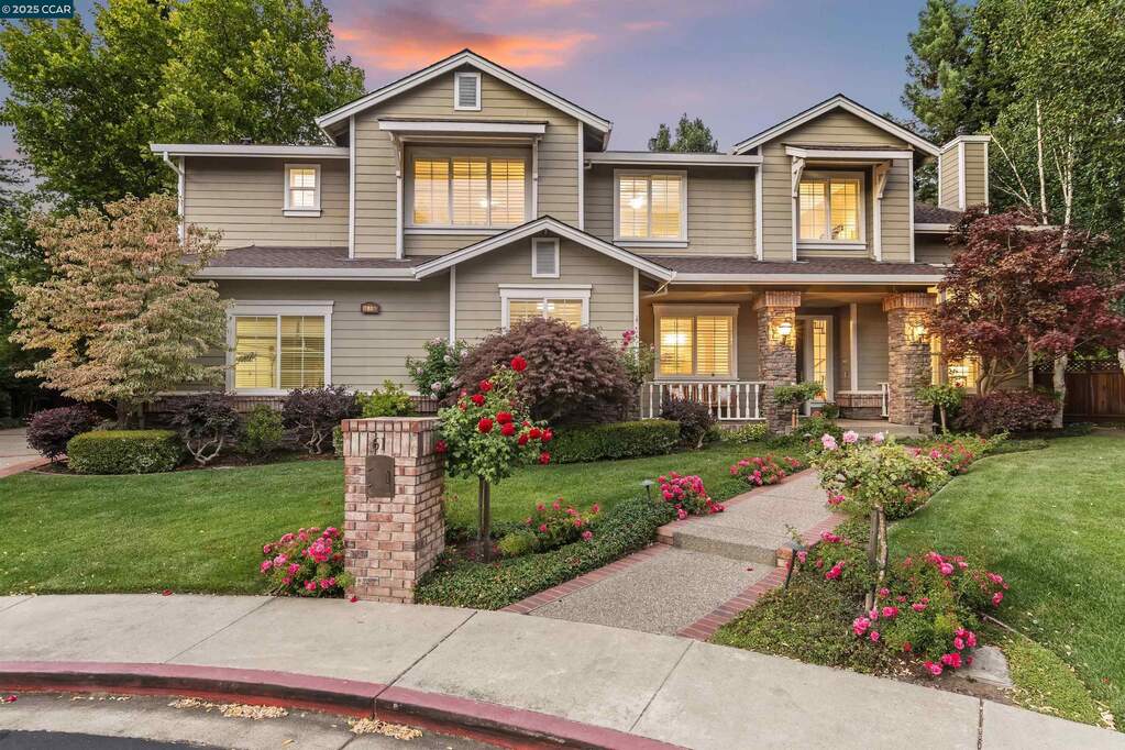 61 Corte Maria, Moraga, CA 94556 | MLS# 41106699 | Christie's ...