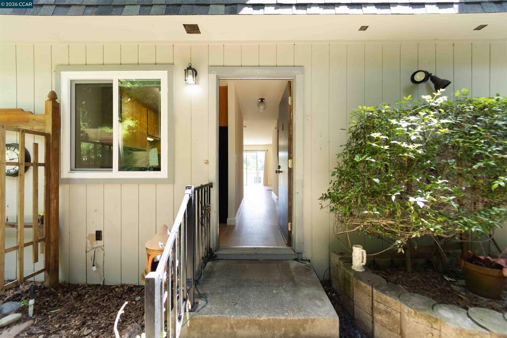 4811 Appian #4/3, El Sobrante, CA 94803 | MLS# 41136500 | Christie's ...