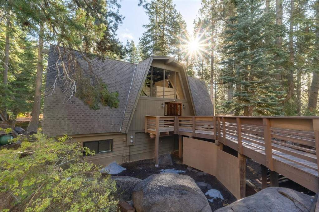 278 Monty Wolf Rd, Bear Valley, CA 95223 | MLS# 202501807 | Christie's ...