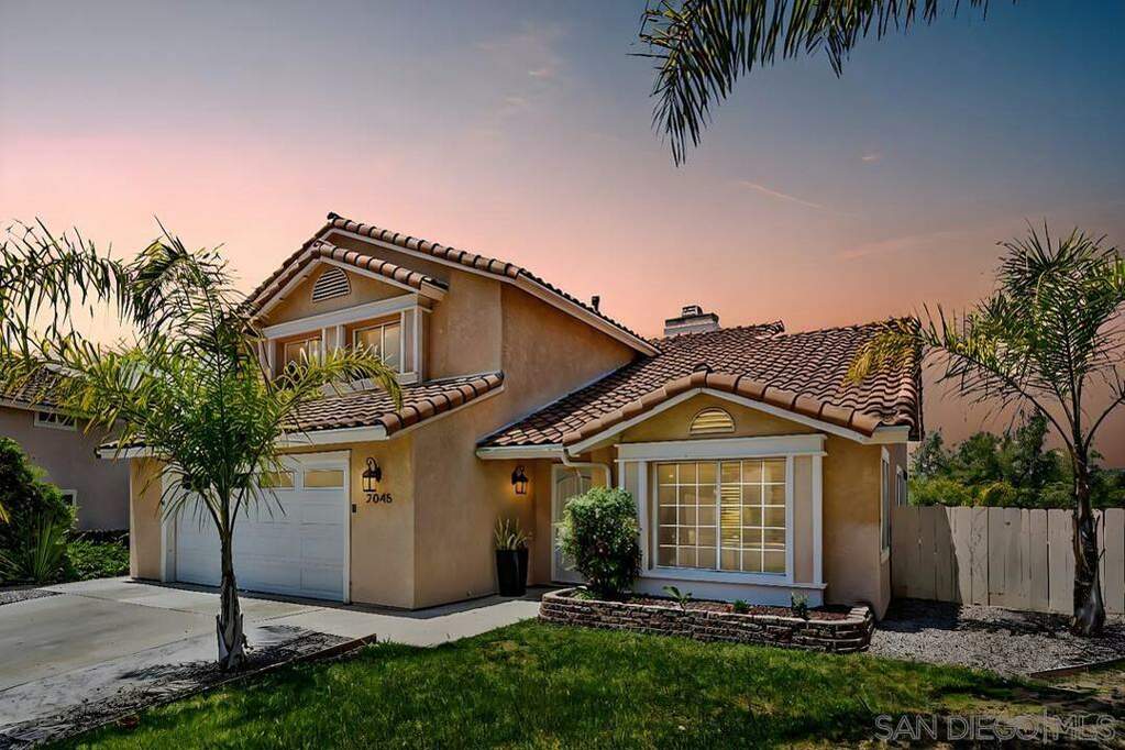 2045 Via Alexandra, Escondido, CA 92026 | MLS# 240012135SD | Christie's ...