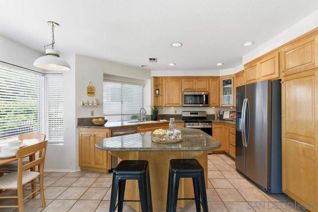 14112 Stoney Gate Place, San Diego, CA 92128 | MLS# 250042491SD ...