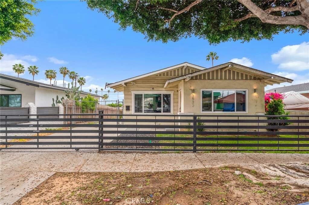 3532 E 4th Street, Los Angeles, CA 90063 | MLS# DW24103249 | Christie's ...