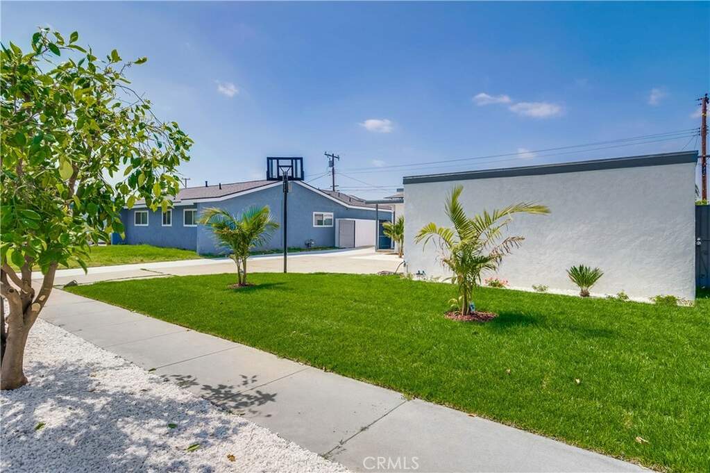 10113 Overest Avenue, Whittier, CA 90605 | MLS# EV24087825 | Christie's ...