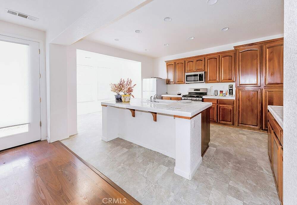 1205 Wildcat Drive, Merced, CA 95348 | MLS# FR24078742 | Christie's ...