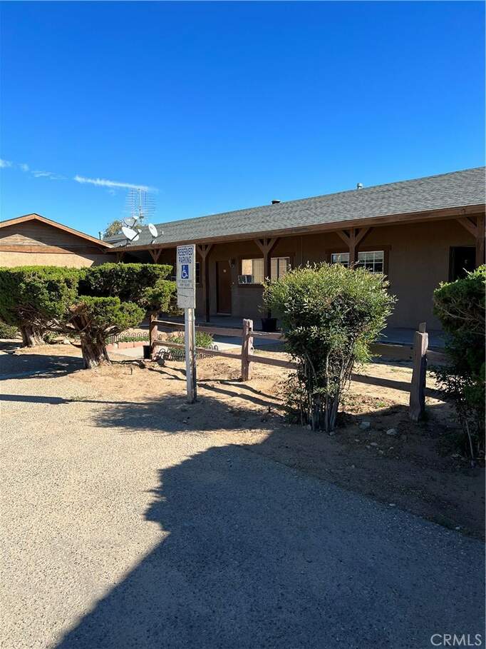 10747 Kiowa #2 B Road, Apple Valley, CA 92308 | MLS# HD24052696 ...