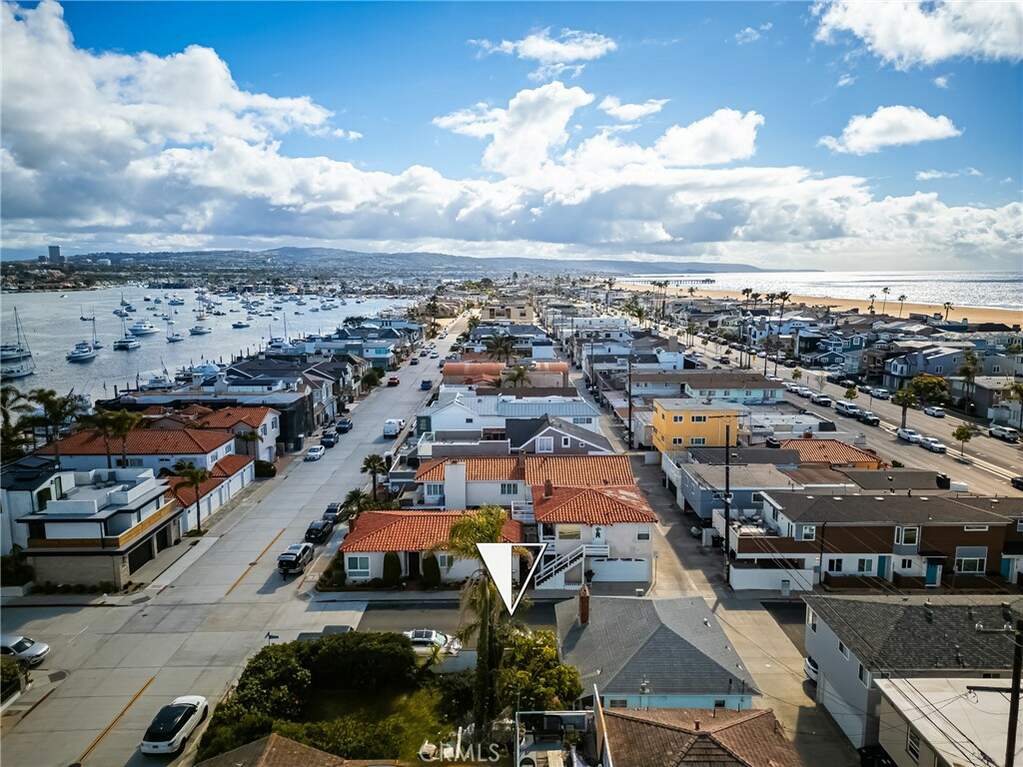 1201 W Bay Ave, Newport Beach, CA 92661 | MLS# OC24044701 | Christie's ...