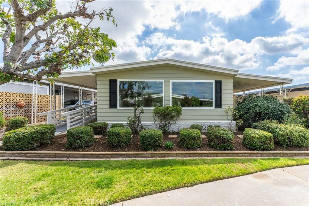 16765 Lake Ridge Way, Yorba Linda, CA 92886 | MLS# OC24046765 ...