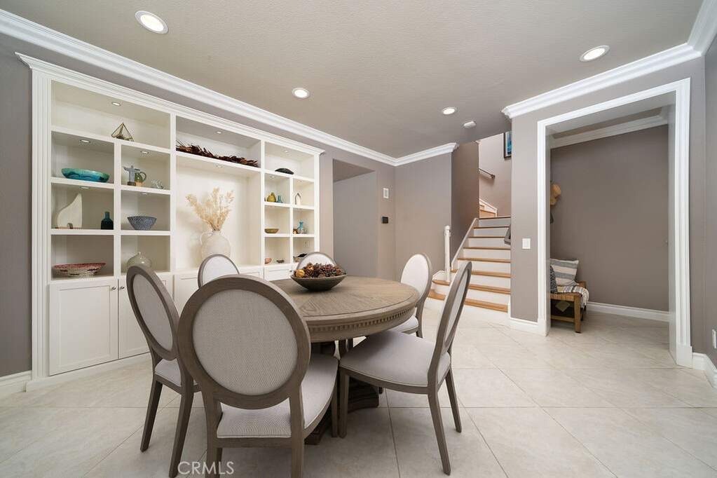 27050 Island Road, Valencia, CA 91355 | MLS# OC25101565 | Christie's ...