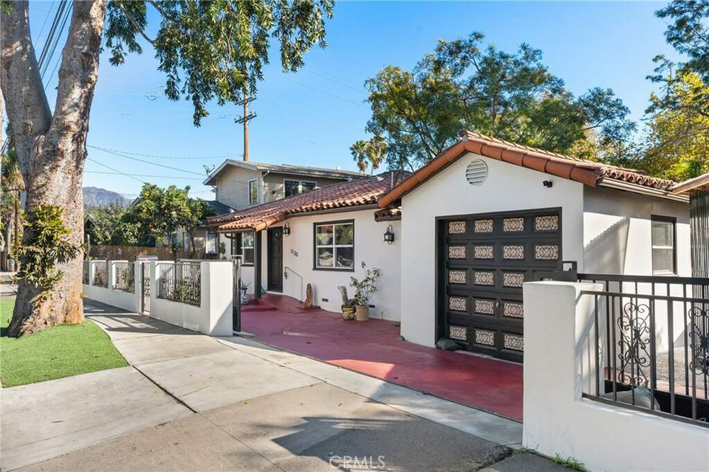1130 Hutash Street, Santa Barbara, CA 93103 | MLS# PI24252399 ...