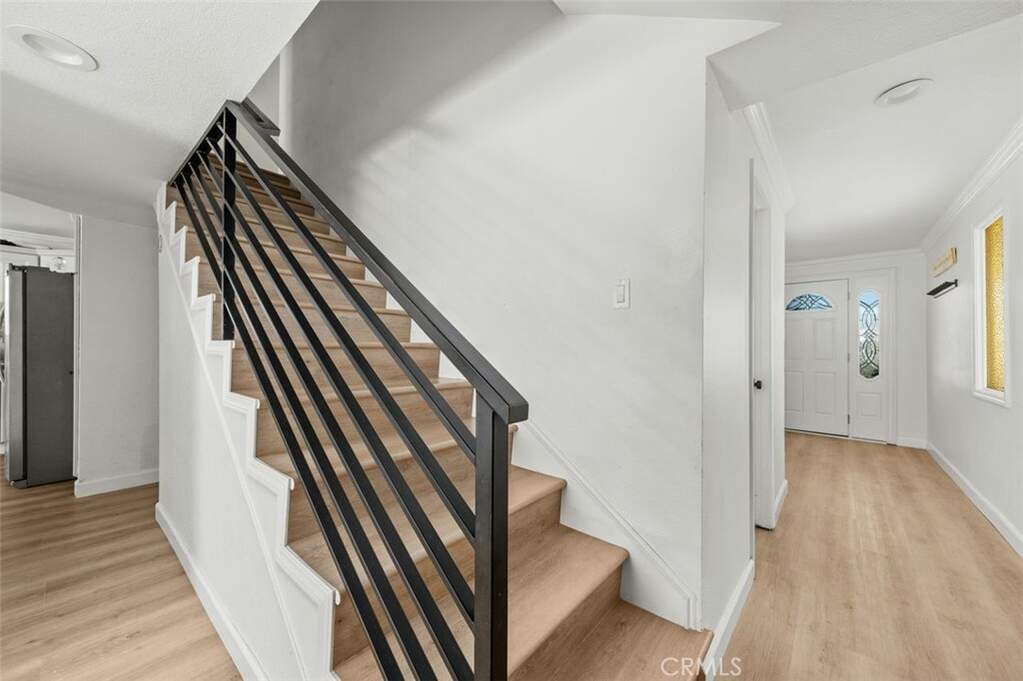 1059 W Sepulveda Street, San Pedro, CA 90731 | MLS# PV25020930 ...