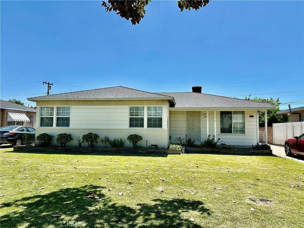 9514 W Tweedy Lane, Downey, CA 90240 | MLS# RS24094830 | Christie's ...