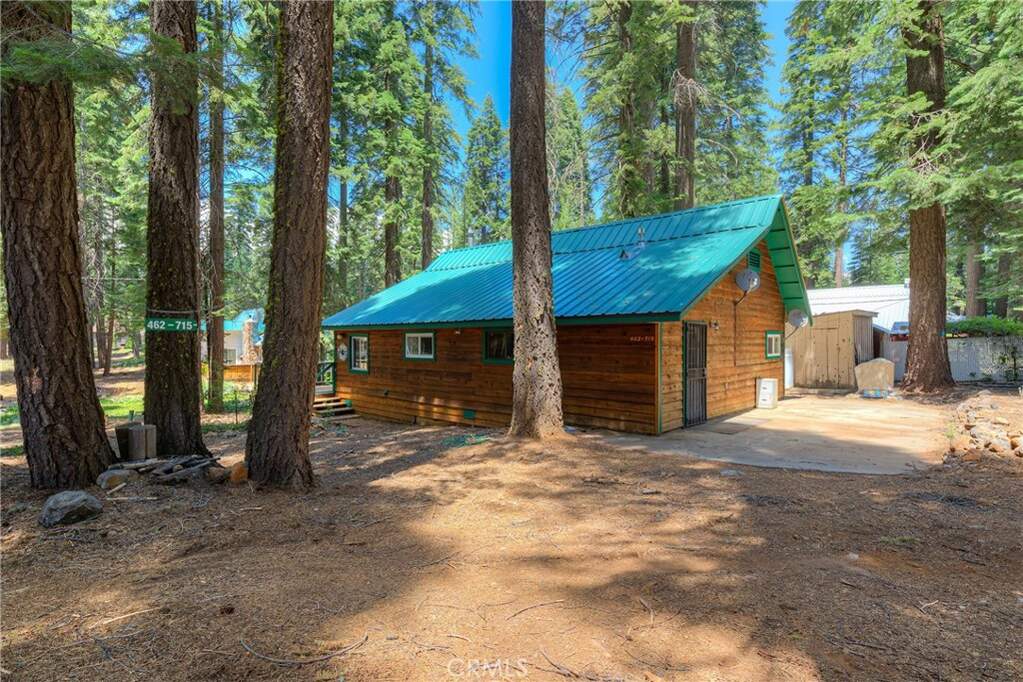 462 715 Circle Drive, Westwood, CA 96137 | MLS# SN25146729 | Christie's ...