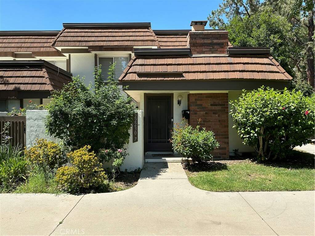 22230 James Alan Circle #7, Chatsworth, CA 91311 | MLS# SR24137946 ...