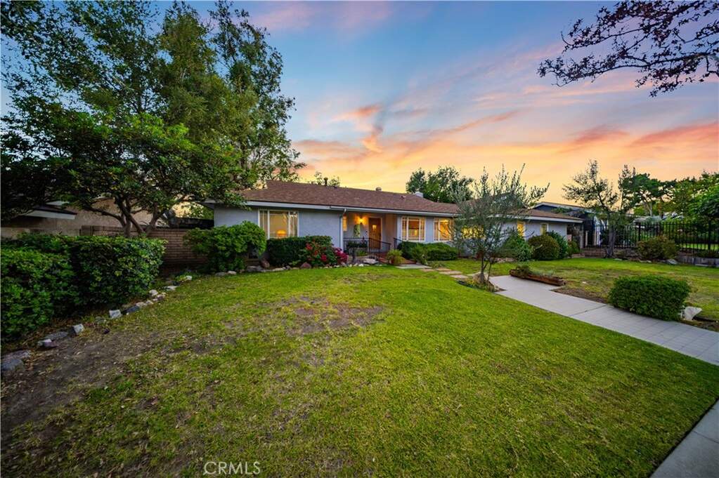 10739 Reseda, Porter Ranch, CA 91326 | MLS# SR26128842 | Christie's ...