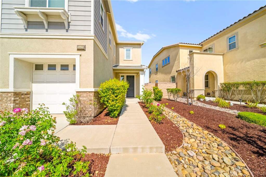 24429 Payton Drive, Lake Elsinore, CA 92532 | MLS# SW25133647 ...