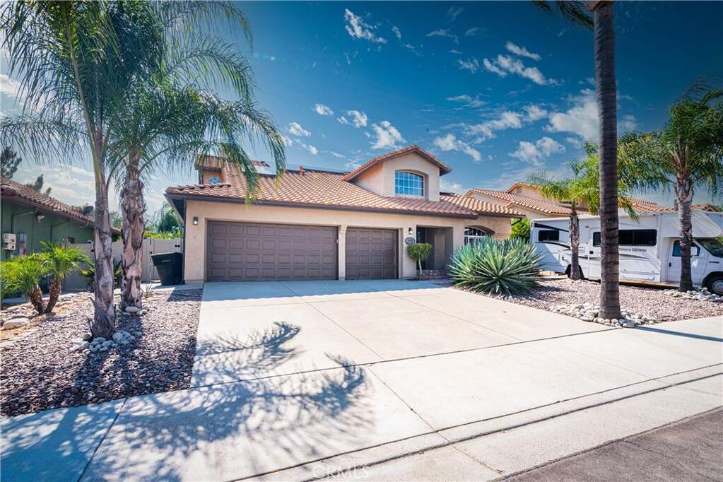 35685 Balsam Street, Wildomar, CA 92595 | MLS# SW25167531 | Christie's ...