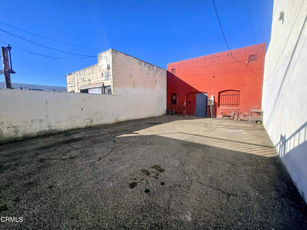 204 E 5th Street, Oxnard, CA 93030 | MLS# V1-33754 | Christie's ...