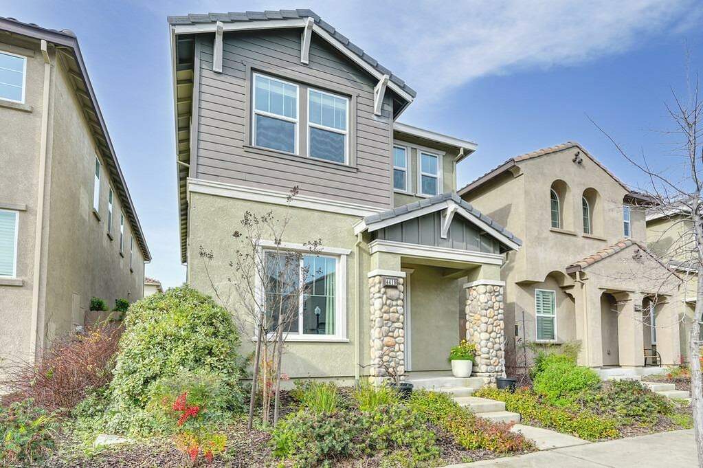 4419 Adriatic Sea Way, Sacramento, CA 95834 | MLS# 224004403 | Christie ...