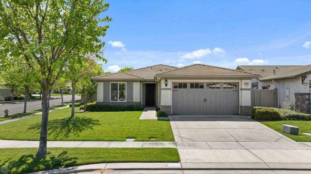 2336 Pepper Tree Lane, Manteca, CA 95336 | MLS# 224037874 | Christie's ...
