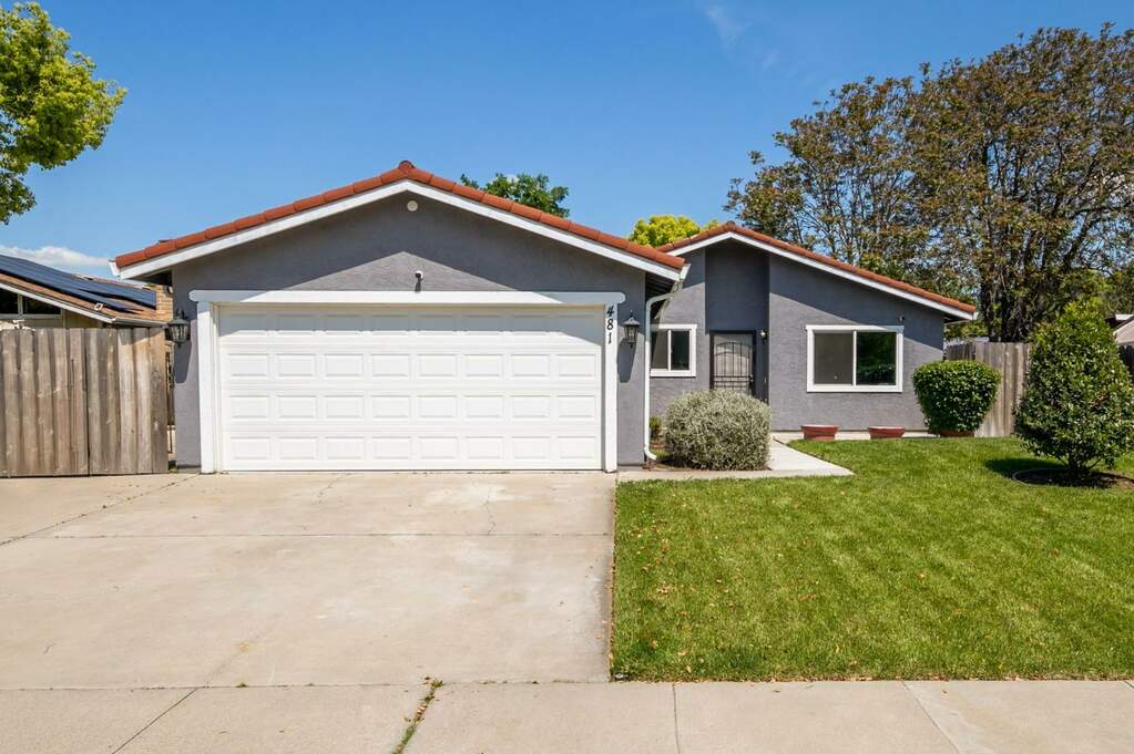 481 Seville Way, Manteca, CA 95336 | MLS# 224040018 | Christie's ...
