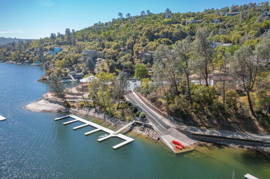4947 Pueblo Trail, Copperopolis, CA 95228 | MLS# 224050289 | Christie's ...