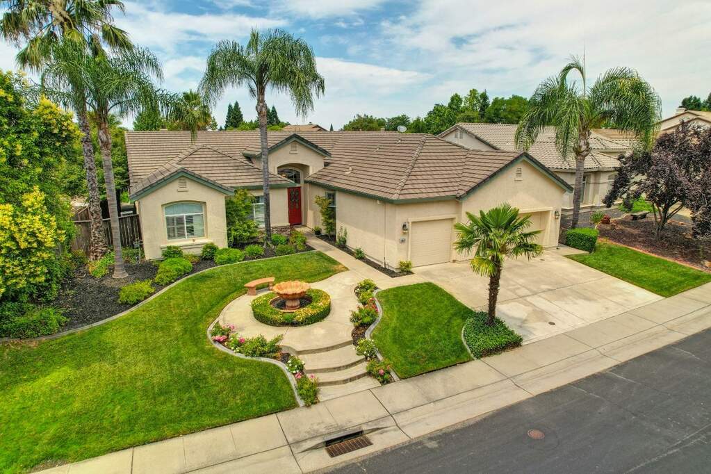 1832 Parkside Way, Roseville, CA 95747 | MLS# 224067738 | Christie's ...