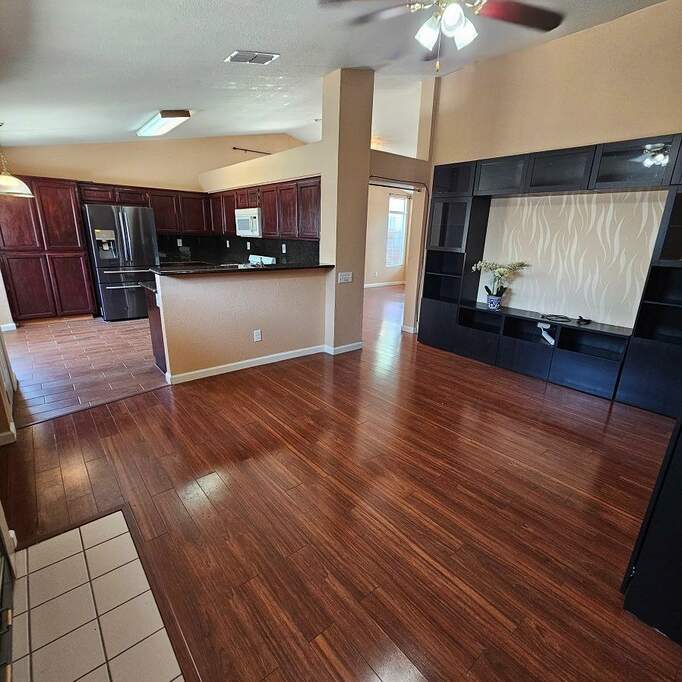 8522 Maple Hall Drive, Sacramento, CA 95823 | MLS# 224091019 | Christie ...