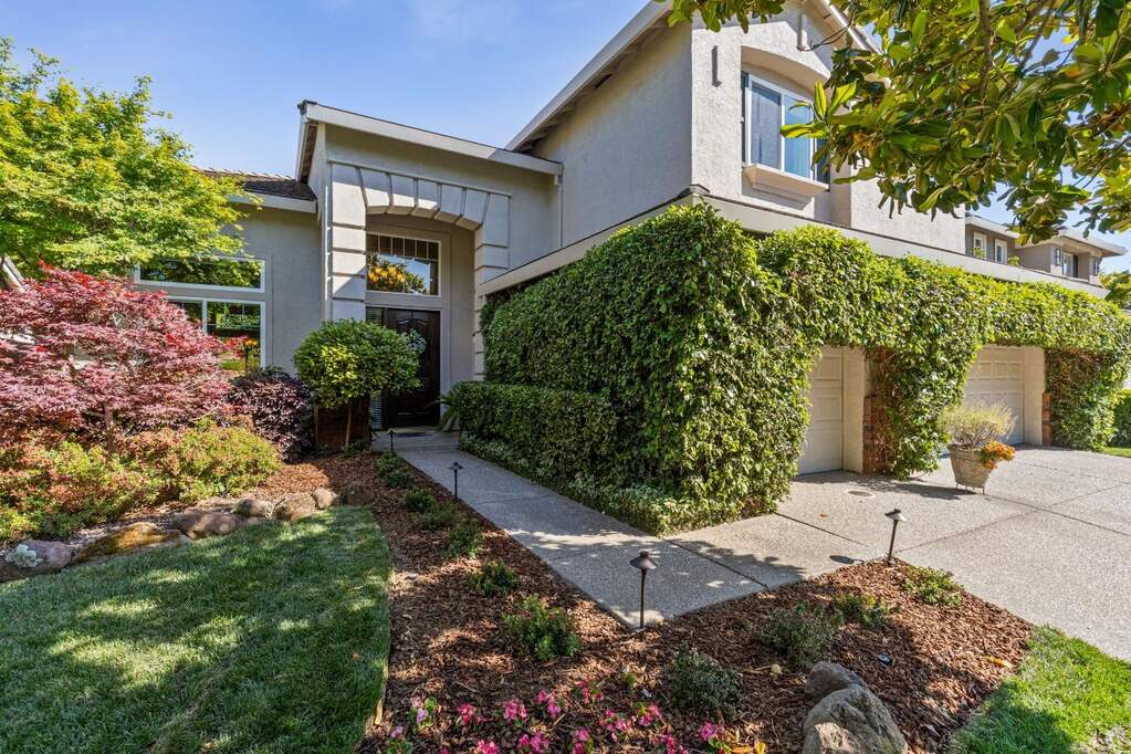 2913 Old Oak Tree Way, Rocklin, CA 95765 | MLS# 225042604 | Christie's ...