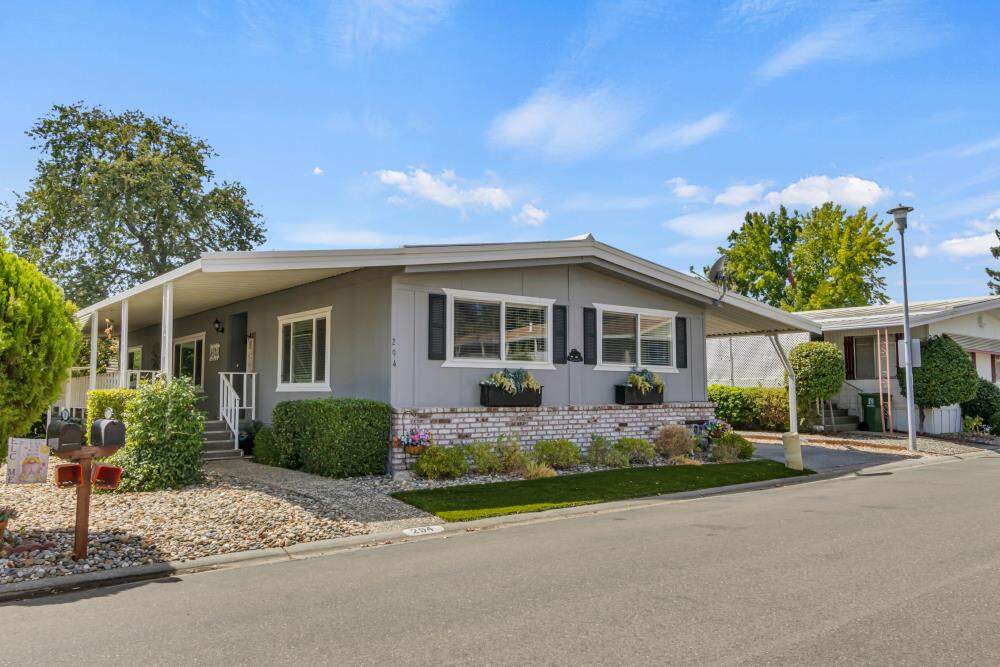 294 Danielle Way, Folsom, CA 95630 | MLS# 225116800 | Christie's ...