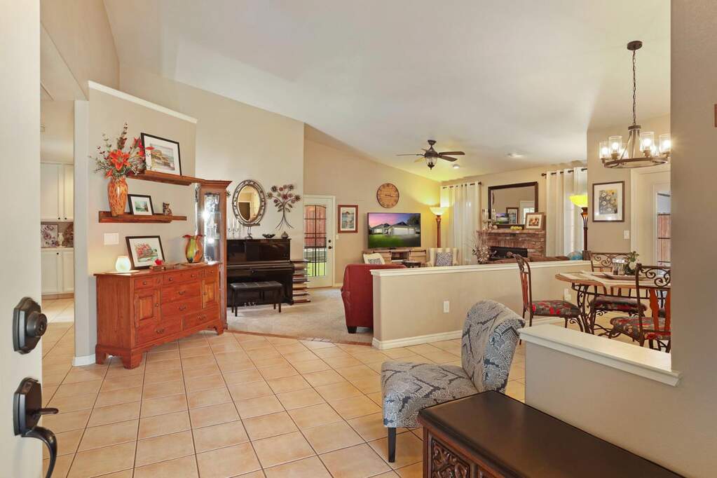 248 Rio Mesa Way, Galt, CA 95632 | MLS# 225120771 | Christie's ...