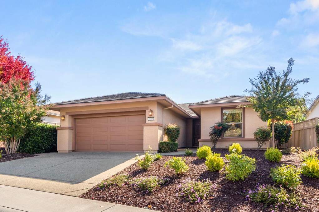 3066 Coopers Hawk Loop, Lincoln, CA 95648 | MLS# 225138007 | Christie's ...
