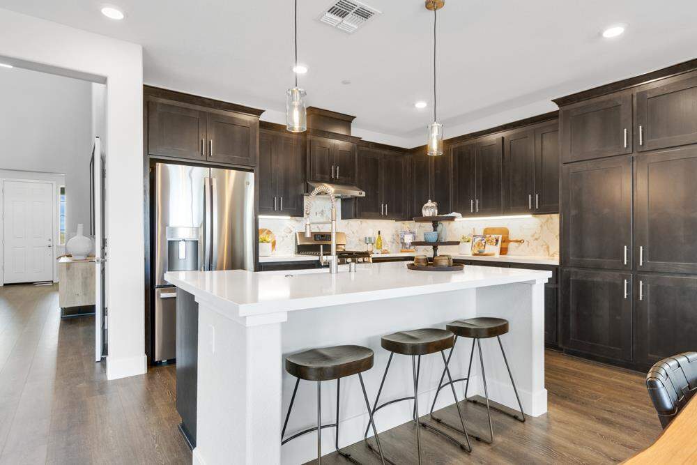 8435 Kyler Road, Elk Grove, CA 95757 | MLS# 225146810 | Christie's ...