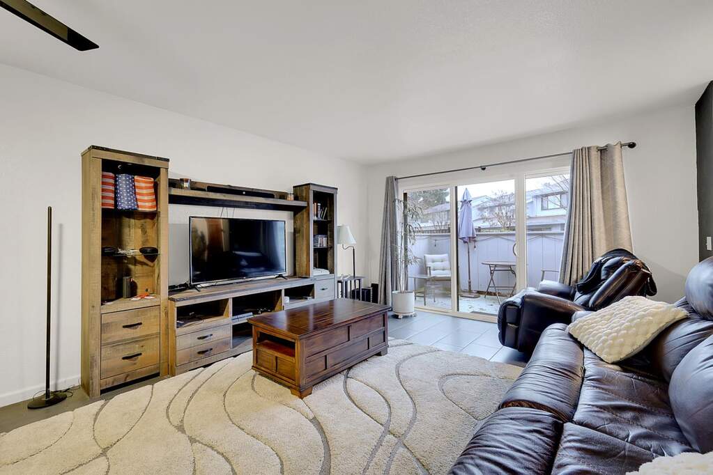 1370 Dustin Drive #12, Yuba City, CA 95993 | MLS# 226001055 | Christie ...