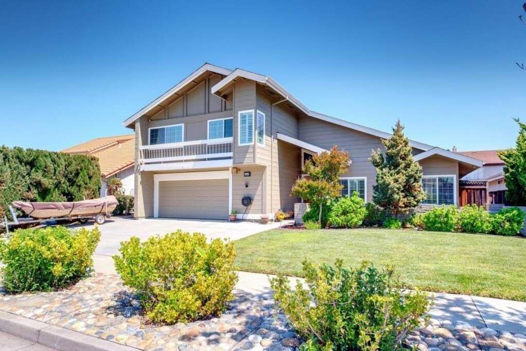 828 Kyle Street, San Jose, CA 95127 | MLS# 81962835 | Christie's ...