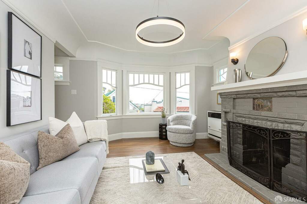 20 Van Buren Street, San Francisco, CA 94131 | MLS# 424013238 ...