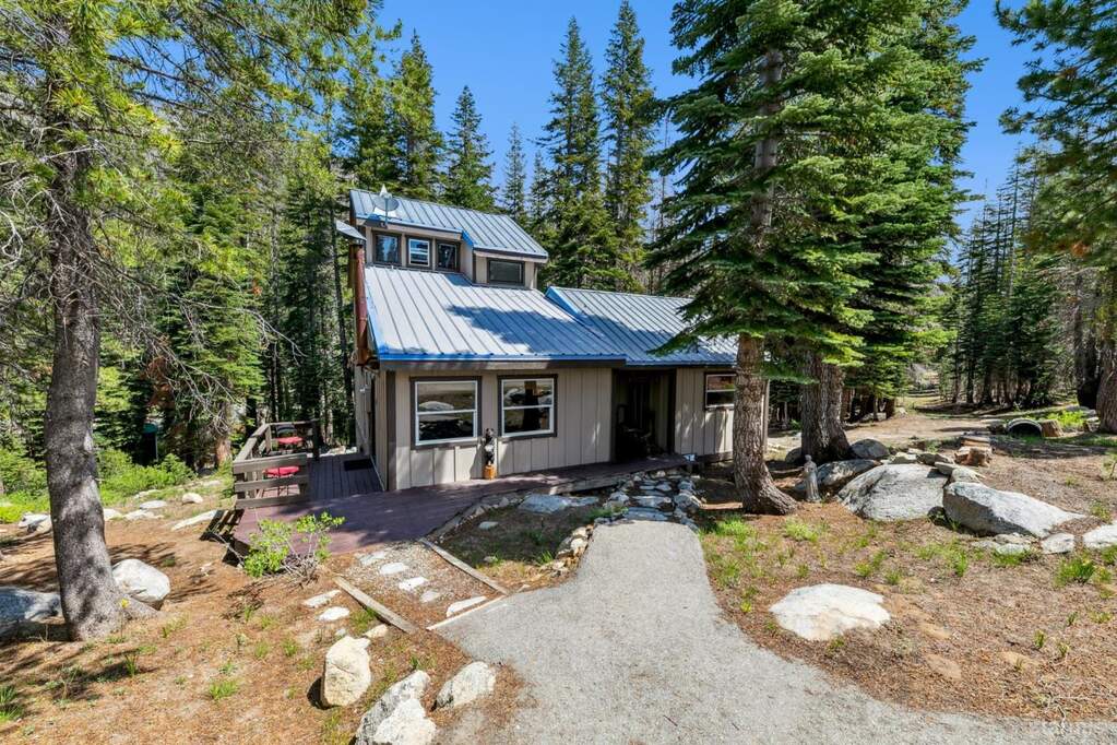 2025 Huckleberry Heights Road, Echo Lake, CA 95721 | MLS# 141746 ...