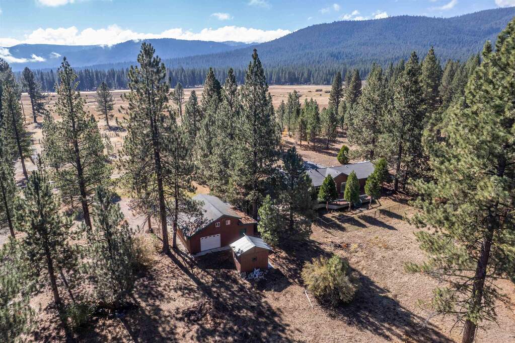 240 Meadow Ranch Road, Calpine, CA 96124 | MLS# 20252340 | Christie's ...